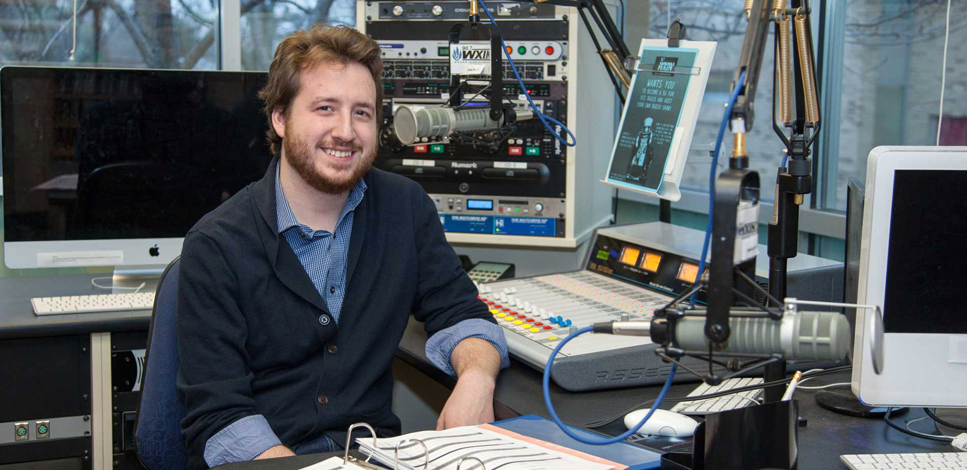 RIC Radio – 90.7 WXIN FM – Your Station, Your Music | Rhode Island College