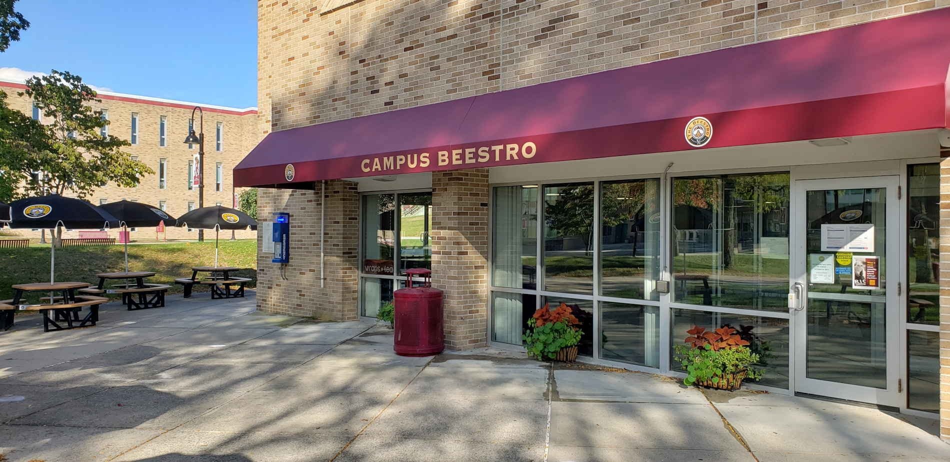 The Beestro | Rhode Island College